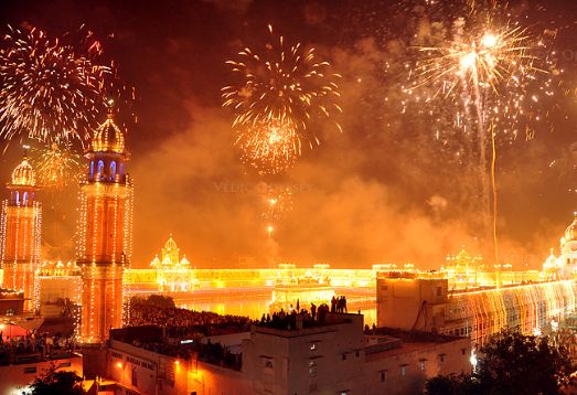 Where to Go Diwali 2026 – Ultimate Festive Travel Guide | Explurger