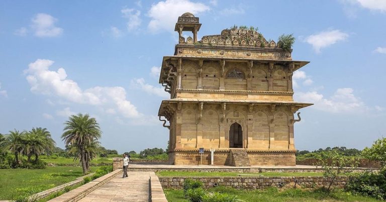 Places to Visit in Chanderi 2026 | Top Chanderi Tourist Spots & Travel ...
